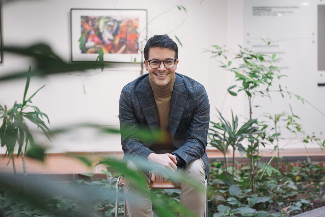 Georgios Paslakis forscht zu Ess- und Persönlichkeitsstörungen | Newsportal - Ruhr-Universität ...