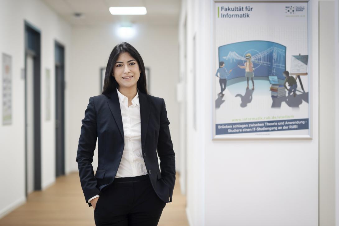 Maribel Acosta und Enno Fischer gehören zum Jungen Kolleg | Newsportal ...